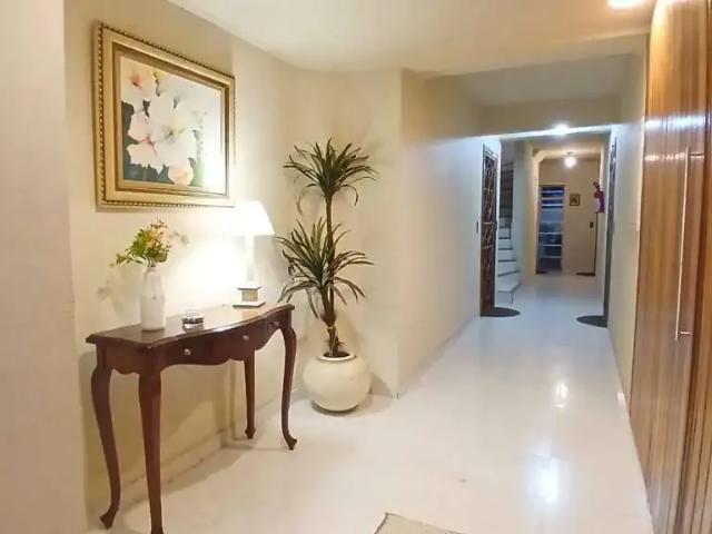 Apartamento para Venda em Porto Alegre/RS Jardim Botânico 2 Quartos