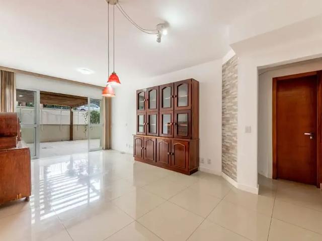 Apartamento para Venda em Porto Alegre/RS Jardim Botânico 2 Quartos