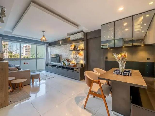 Apartamento para Venda em Porto Alegre/RS Jardim Botânico 2 Quartos