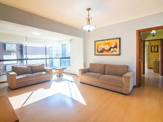 Apartamento para Venda em Porto Alegre/RS Jardim Botânico 3 Quartos