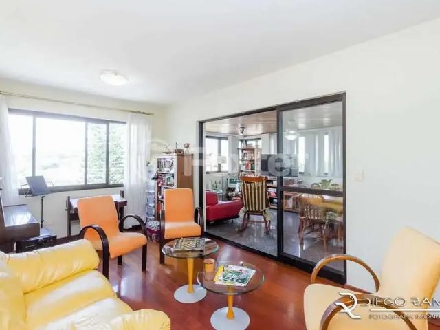 Apartamento para Venda em Porto Alegre/RS Jardim Botânico 3 Quartos