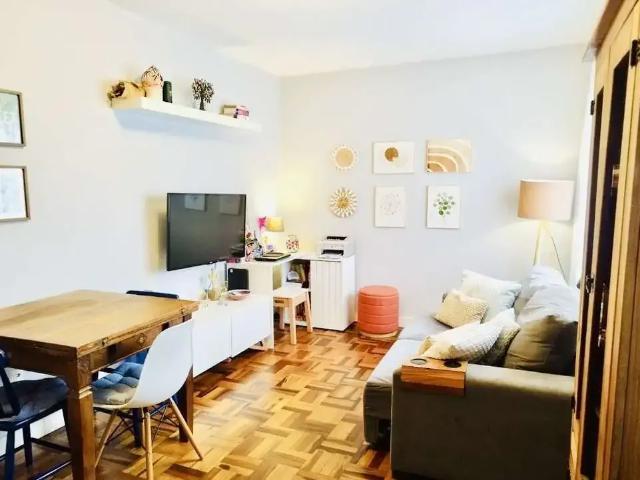 Apartamento para Venda em Porto Alegre/RS Jardim do Salso 2 Quartos
