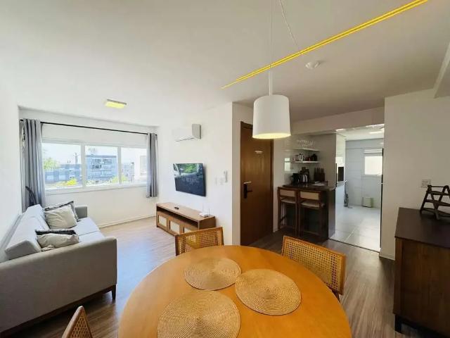 Apartamento para Venda em Porto Alegre/RS Jardim do Salso 2 Quartos