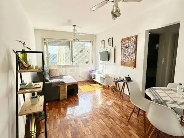 Apartamento para Venda em Porto Alegre/RS Jardim do Salso 2 Quartos