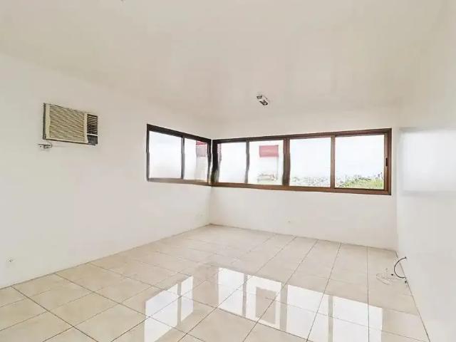 Apartamento para Venda em Porto Alegre/RS Jardim do Salso 3 Quartos