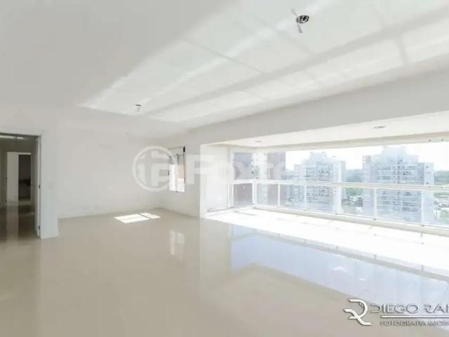Apartamento para Venda em Porto Alegre/RS Jardim do Salso 3 Quartos