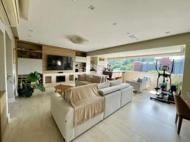 Apartamento para Venda em Porto Alegre/RS Jardim do Salso 3 Quartos