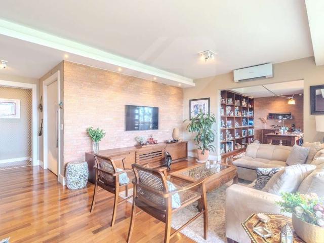 Apartamento para Venda em Porto Alegre/RS Jardim Europa 3 Quartos