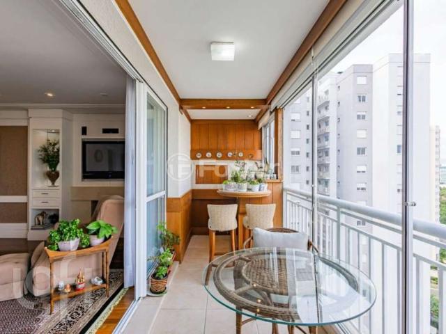 Apartamento para Venda em Porto Alegre/RS Jardim Europa 3 Quartos