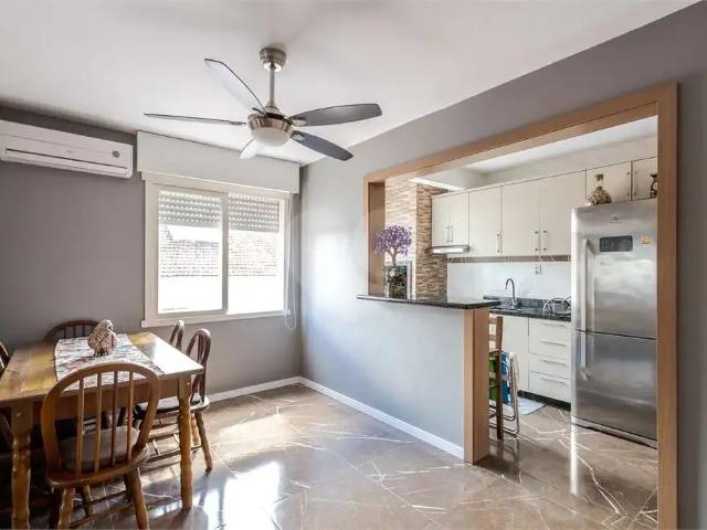 Apartamento para Venda em Porto Alegre/RS Jardim Leopoldina 2 Quartos