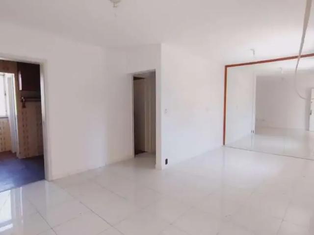 Apartamento para Venda em Porto Alegre/RS Passo da Areia 3 Quartos