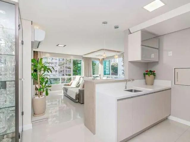 Apartamento para Venda em Porto Alegre/RS Passo da Areia 3 Quartos