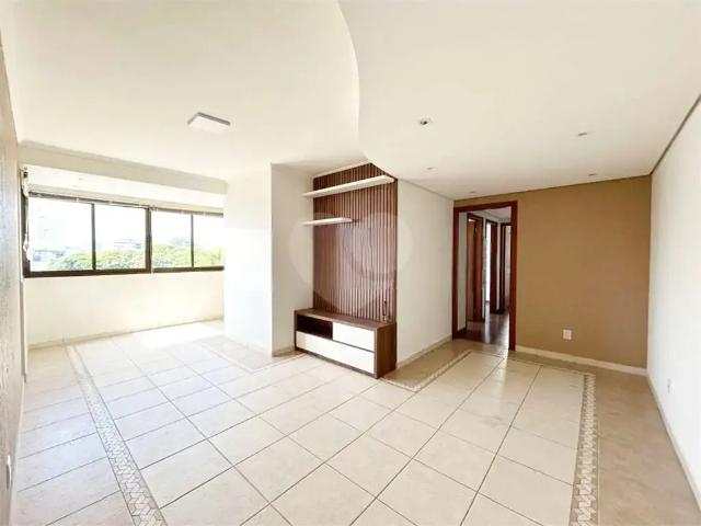 Apartamento para Venda em Porto Alegre/RS Passo da Areia 3 Quartos