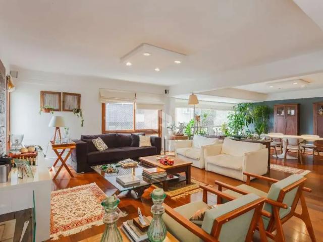 Apartamento para Venda em Porto Alegre/RS Petrópolis 3 Quartos