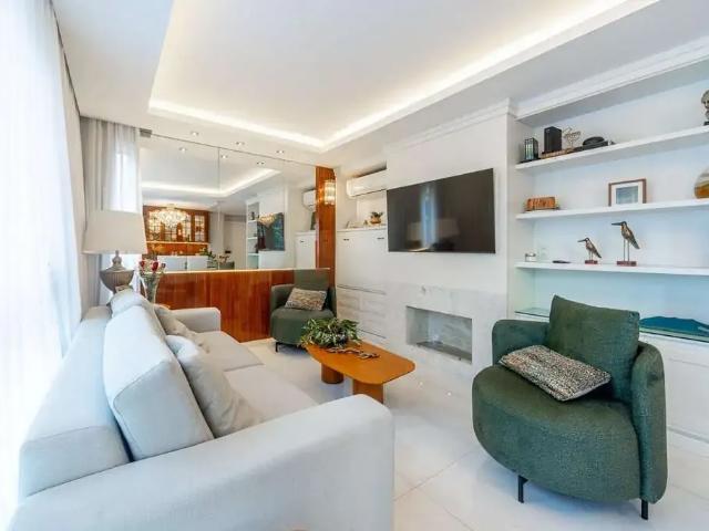 Apartamento para Venda em Porto Alegre/RS Petrópolis 3 Quartos