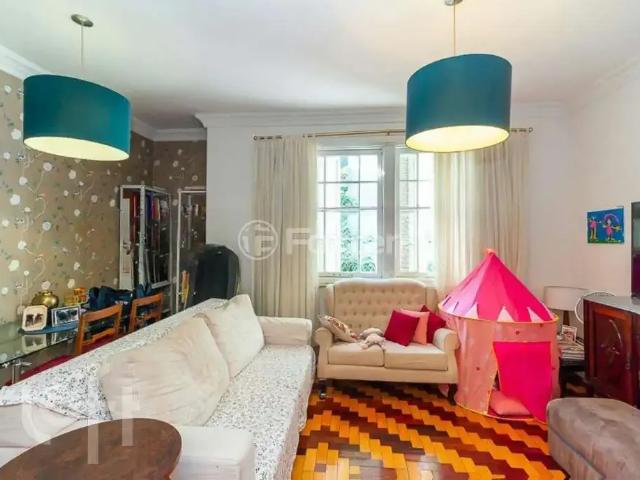 Apartamento para Venda em Porto Alegre/RS Petrópolis 3 Quartos
