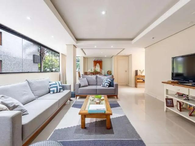 Apartamento para Venda em Porto Alegre/RS Petrópolis 3 Quartos