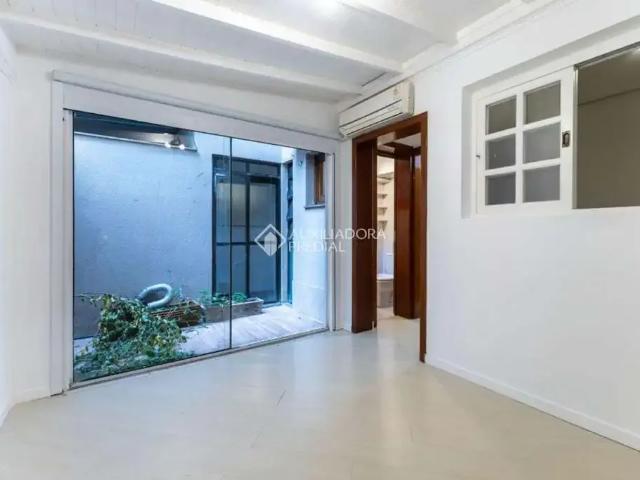 Apartamento para Venda em Porto Alegre/RS Petrópolis 3 Quartos