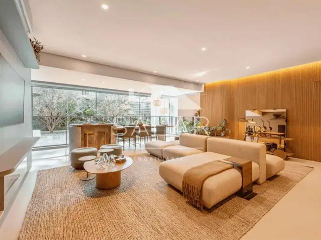 Apartamento para Venda em Porto Alegre/RS Petrópolis 3 Quartos