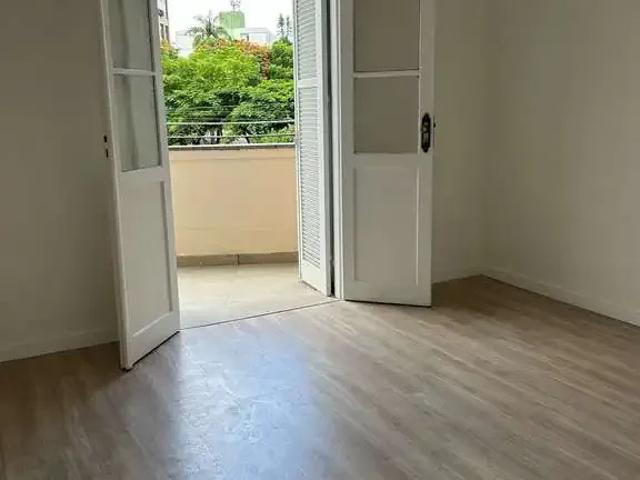 Apartamento para Venda em Porto Alegre/RS Petrópolis 3 Quartos