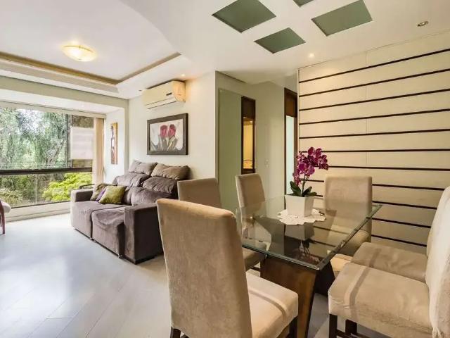 Apartamento para Venda em Porto Alegre/RS Petrópolis 3 Quartos