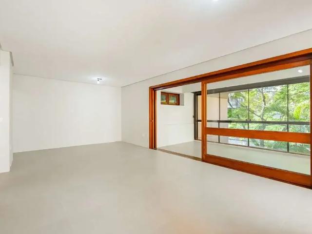 Apartamento para Venda em Porto Alegre/RS Petrópolis 3 Quartos
