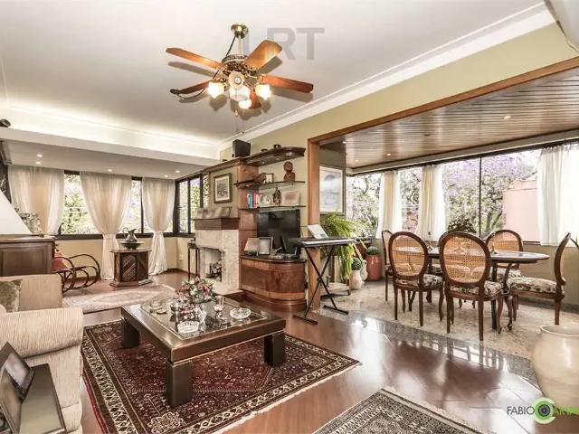 Apartamento para Venda em Porto Alegre/RS Petrópolis 3 Quartos
