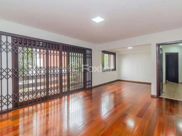Apartamento para Venda em Porto Alegre/RS Petrópolis 3 Quartos