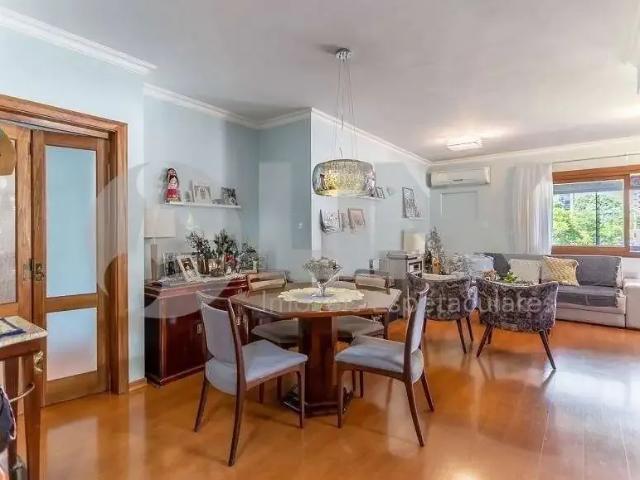 Apartamento para Venda em Porto Alegre/RS Petrópolis 3 Quartos