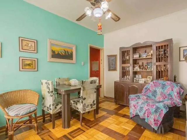 Apartamento para Venda em Porto Alegre/RS Petrópolis 2 Quartos