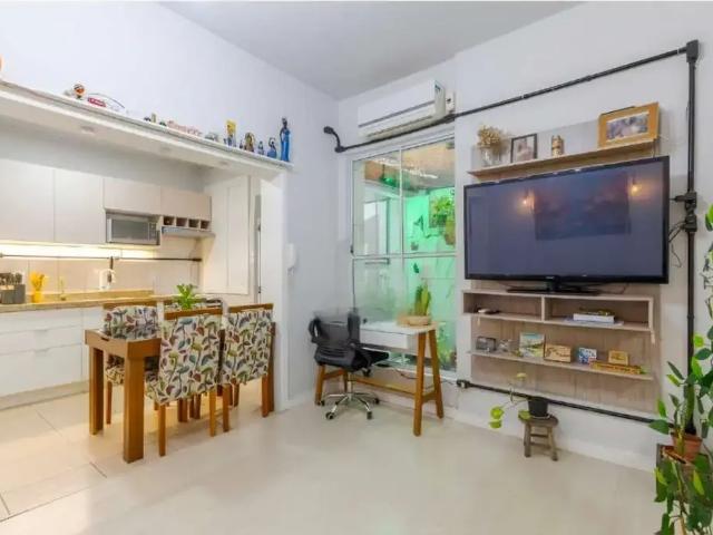 Apartamento para Venda em Porto Alegre/RS Petrópolis 2 Quartos