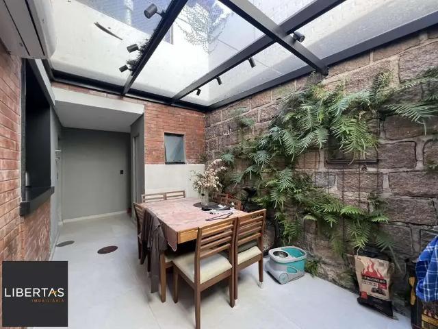 Apartamento para Venda em Porto Alegre/RS Petrópolis 2 Quartos