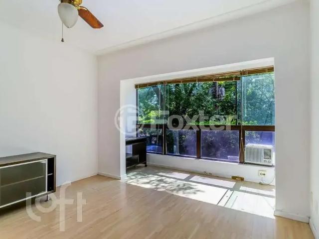 Apartamento para Venda em Porto Alegre/RS Petrópolis 2 Quartos