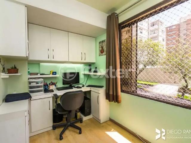 Apartamento para Venda em Porto Alegre/RS Petrópolis 2 Quartos