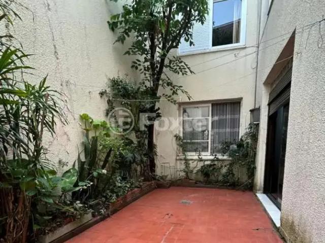Apartamento para Venda em Porto Alegre/RS Petrópolis 2 Quartos