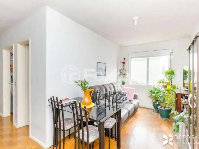 Apartamento para Venda em Porto Alegre/RS Petrópolis 4 Quartos