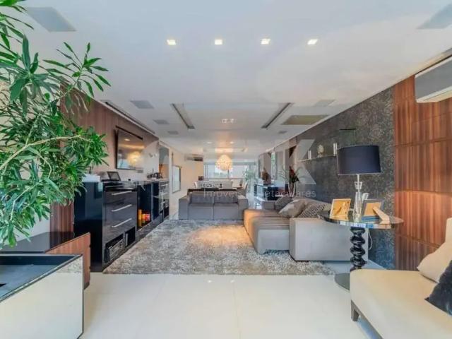 Apartamento para Venda em Porto Alegre/RS Petrópolis 4 Quartos