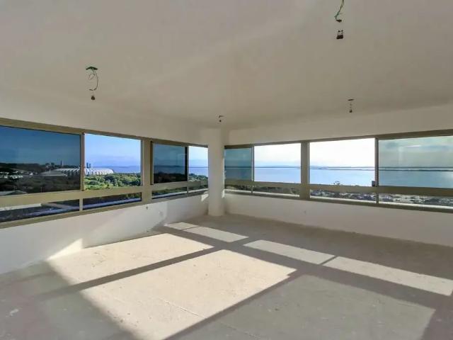 Apartamento para Venda em Porto Alegre/RS Praia de Belas 3 Quartos