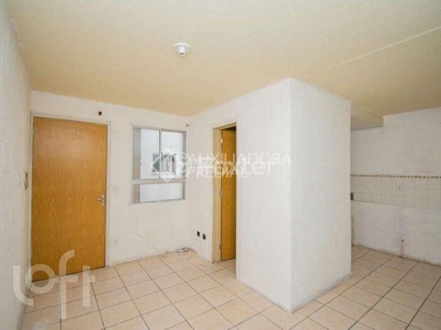 Apartamento para Venda em Porto Alegre/RS Rubem Berta 2 Quartos