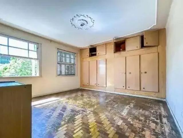Apartamento para Venda em Porto Alegre/RS Rio Branco 3 Quartos