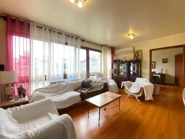Apartamento para Venda em Porto Alegre/RS Rio Branco 3 Quartos