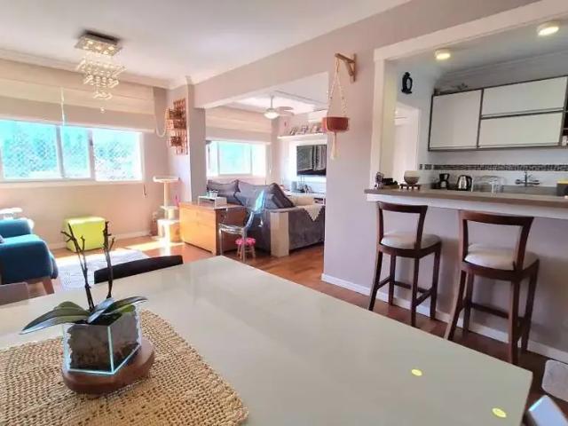 Apartamento para Venda em Porto Alegre/RS Rio Branco 3 Quartos
