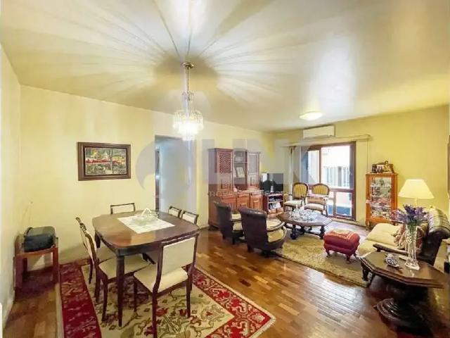 Apartamento para Venda em Porto Alegre/RS Rio Branco 3 Quartos
