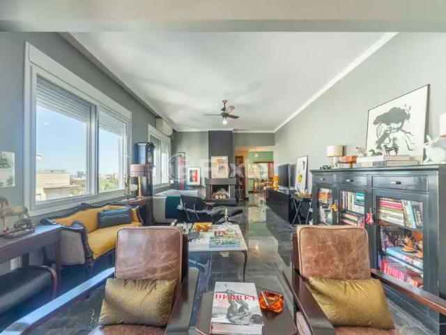 Apartamento para Venda em Porto Alegre/RS Rio Branco 3 Quartos