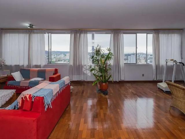 Apartamento para Venda em Porto Alegre/RS Rio Branco 3 Quartos