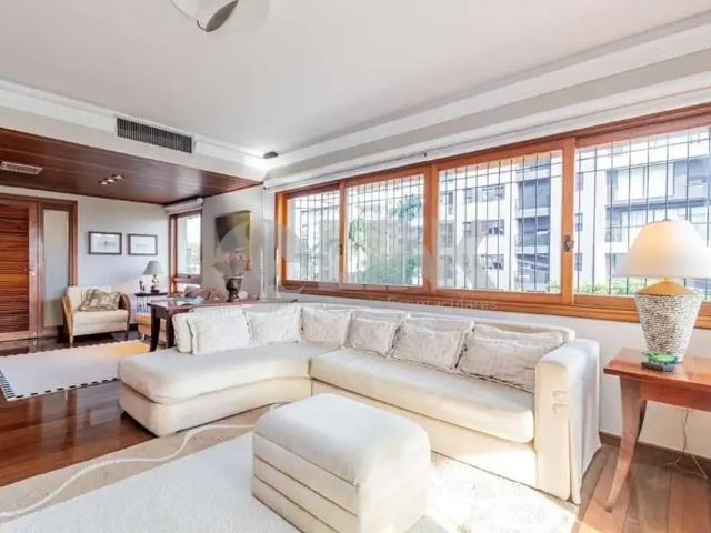 Apartamento para Venda em Porto Alegre/RS Rio Branco 3 Quartos