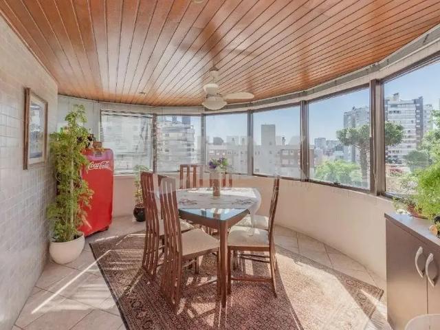 Apartamento para Venda em Porto Alegre/RS Rio Branco 3 Quartos