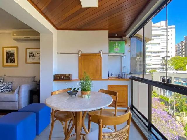 Apartamento para Venda em Porto Alegre/RS Rio Branco 3 Quartos