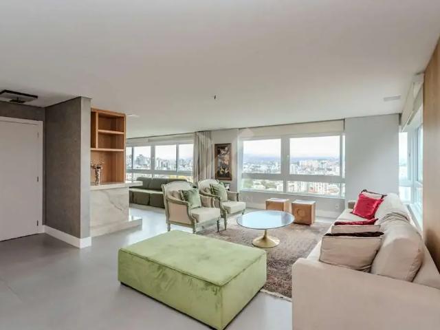 Apartamento para Venda em Porto Alegre/RS Rio Branco 3 Quartos