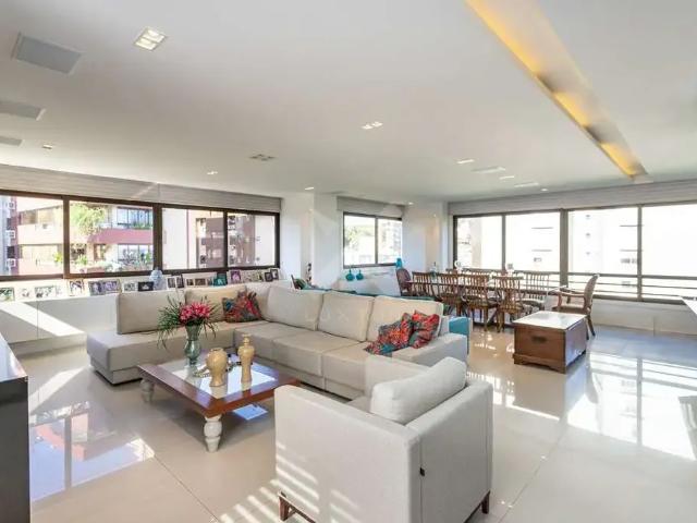 Apartamento para Venda em Porto Alegre/RS Rio Branco 3 Quartos